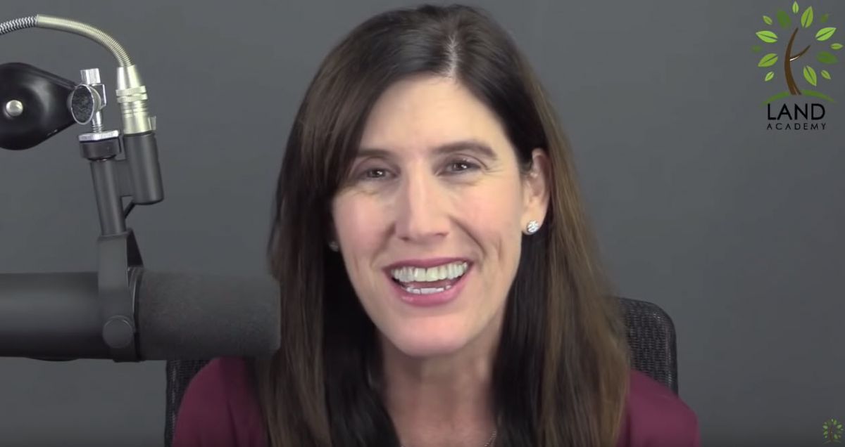 Jill Can’t Stop Giving Stuff Away (JD 015)